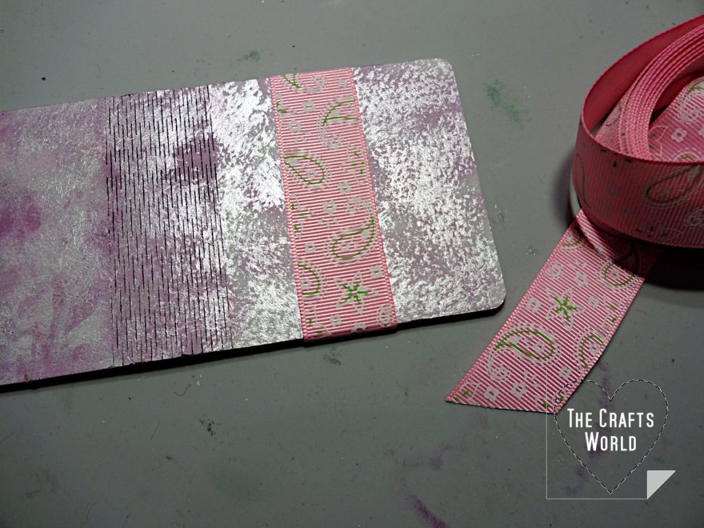Mini book covers – The Crafts World
